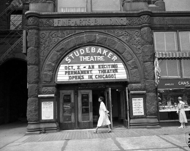 Studebaker Theater | Fine Arts Building
